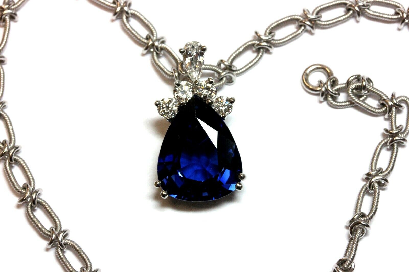 Pendants – Finer Jewelry, Inc.